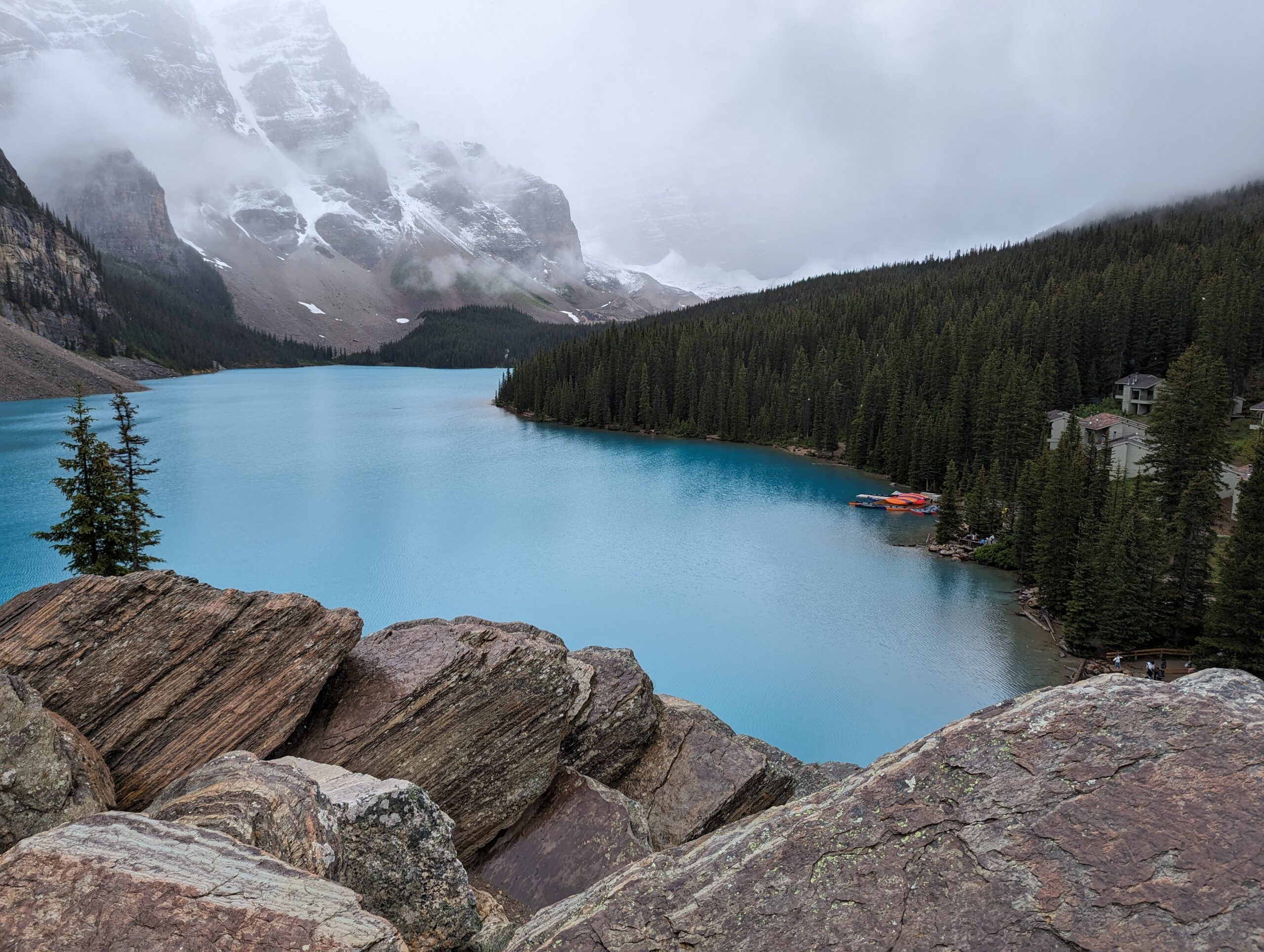 Moraine Lake - hellomagpie.org